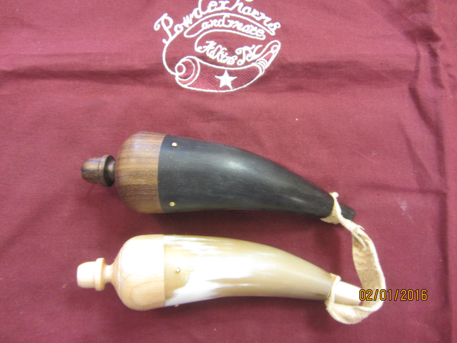 Cureton Salt and Pepper Horn Set - Powderhorns and More
